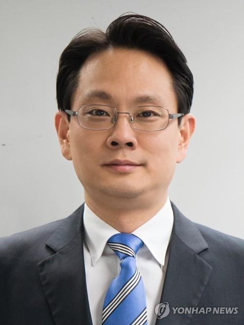 (LEAD) KT&G shareholders approve Bang Kyung-man as new CEO | Yonhap News Agency