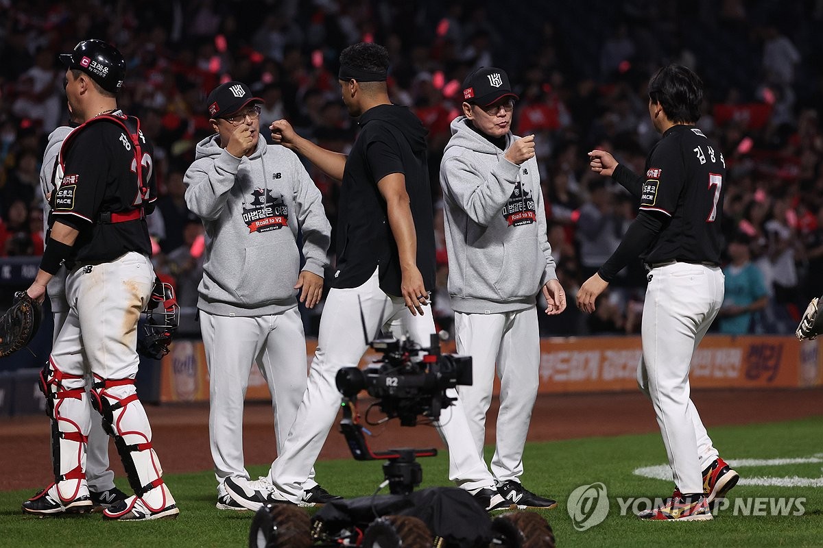 PO 승부 원점으로 돌린 kt | 연합뉴스